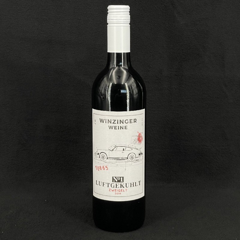 Bottle of wine Porsche 930 Turbo Winzinger Weine Zweigelt 2019 ...