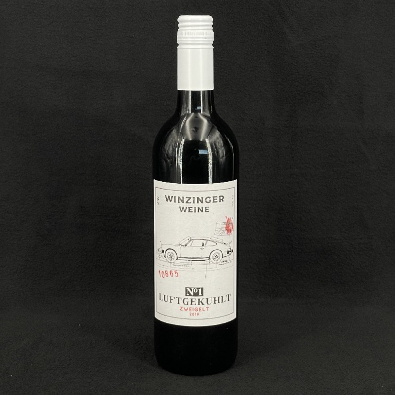 Bottle of wine Porsche 930 Turbo Winzinger Weine Zweigelt 2019 ...