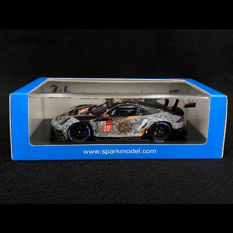 Porsche 911 RSR-19 Type 991 n° 18 24h Le Mans 2021 1/43 Spark S8265