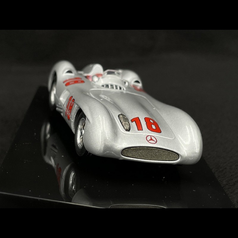 Juan Manuel Fangio Mercedes W196 R Streamliner F1 n° 18 Winner GP Monza ...