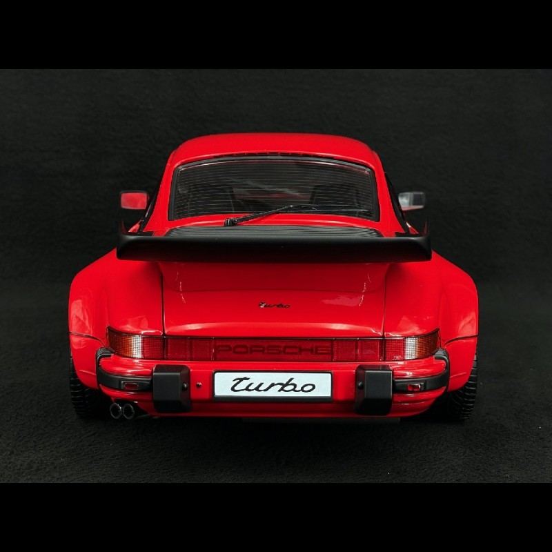 Porsche 930 Turbo 1980 Guards Red 1/12 Schuco 450670000