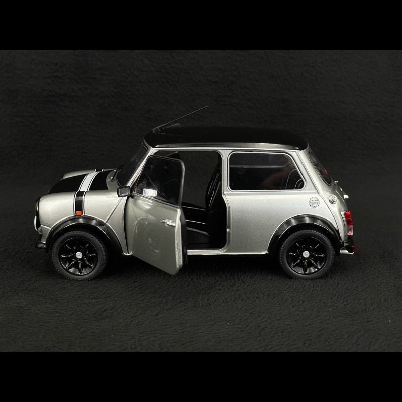 Mini Cooper Street Fighter 1998 Platinum Silver 1/18 Solido S1800608