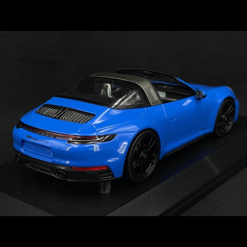 Porsche 911 Targa 4 GTS Type 992 2021 Shark Blue 1/18 Minichamps 153061065