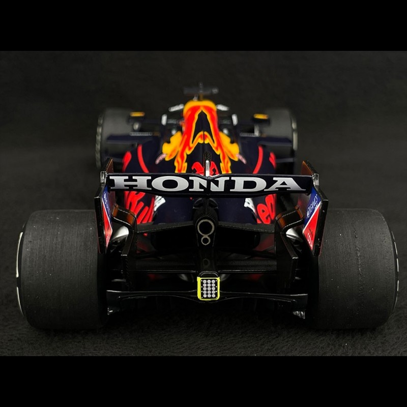 Max Verstappen Red Bull Racing Honda RB16B n° 33 Winner GP Abu Dhabi ...