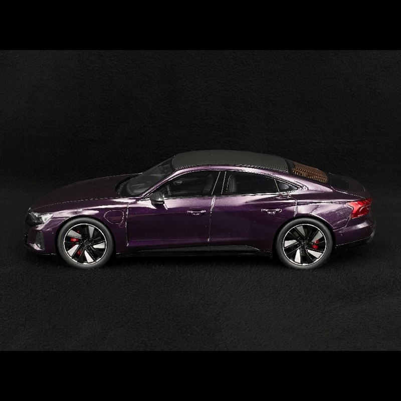 Audi RS e-Tron GT 2021 Violet pourpre 1/18 GT Spirit GT392