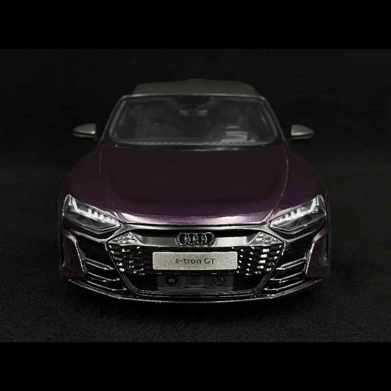 Audi RS e-Tron GT 2021 Violet pourpre 1/18 GT Spirit GT392