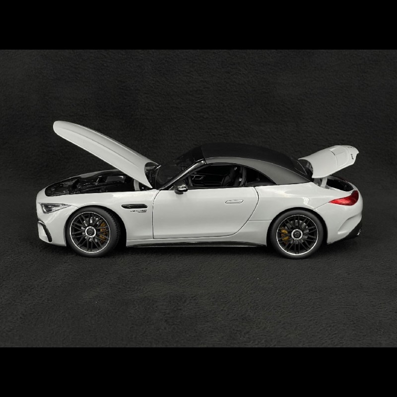 Mercedes-AMG SL 63 4Matic+ 2022 Alpingrau 1/18 Iscale 18208 / 180053