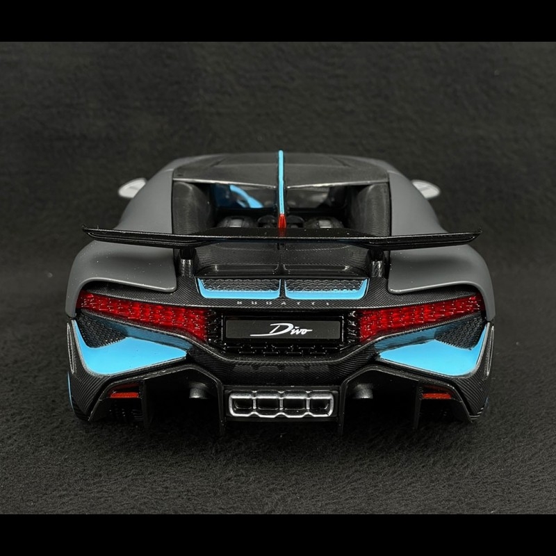 Bugatti Divo 2018 Matt Grey / Light Blue 1/18 Bburago 11045