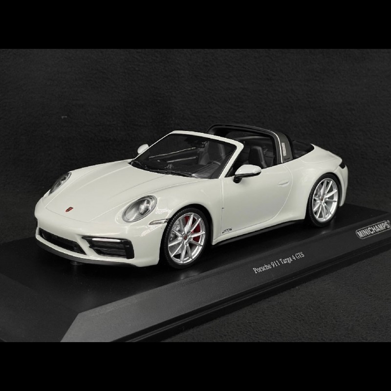 Porsche 911 Targa 4 GTS 2021 type 992 Crayon Grey 1/18 Minichamps 155061064