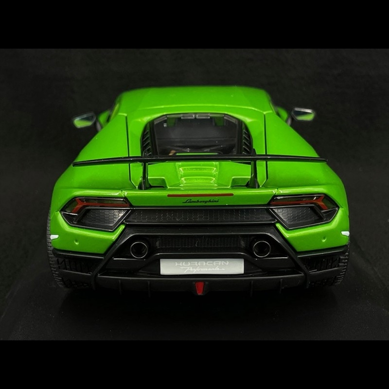 Lamborghini Huracan Performante 2017 Green metallic 1/18 Maisto 31391G