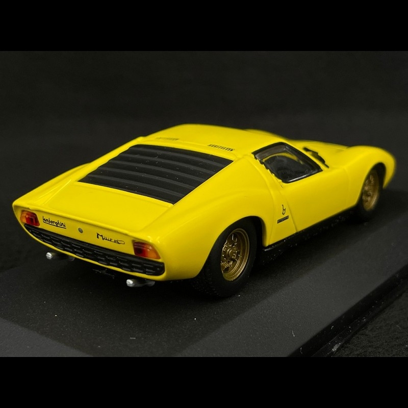 Lamborghini Miura 1966 Yellow Giallo Croma 1/43 Minichamps 430103006