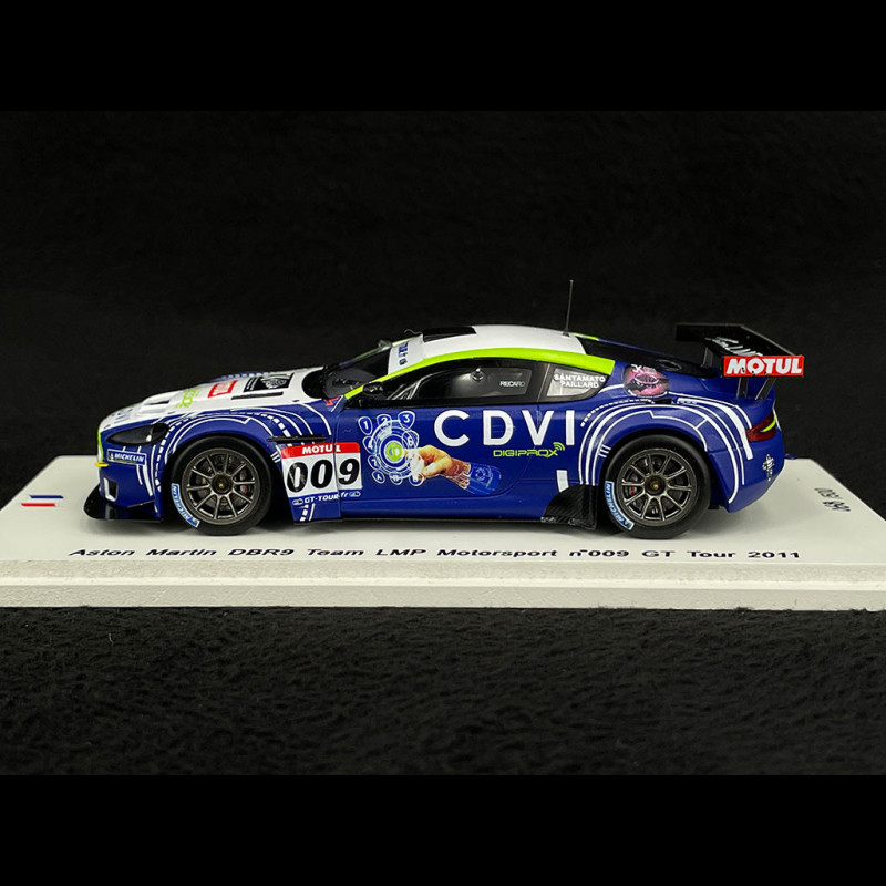 Aston Martin DBR9 n° 009 GT Tour 2011 1/43 Spark SF027