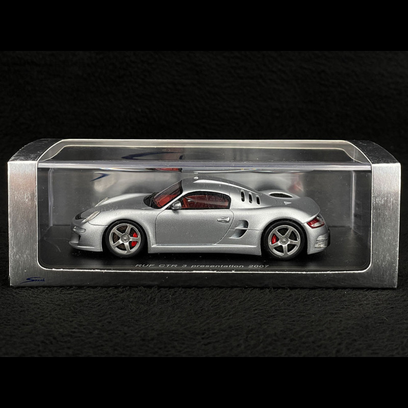 Porsche 997 RUF CTR3 Präsentation 2007 silbergrau 1/43 Spark S0714
