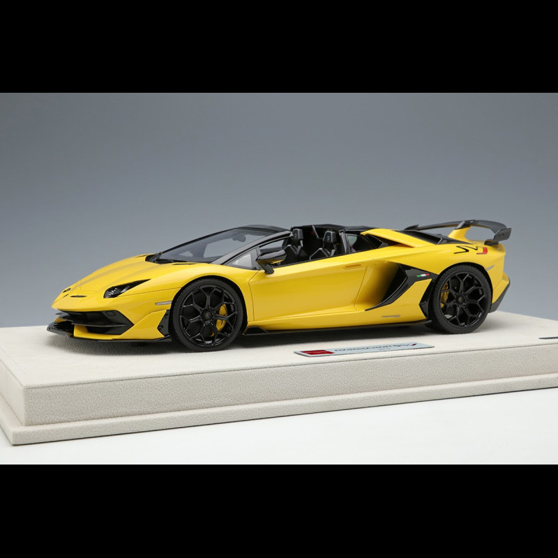 Lamborghini Aventador SVJ Roadster 2019 Pearl Yellow 1/18 MakeUp EML029D