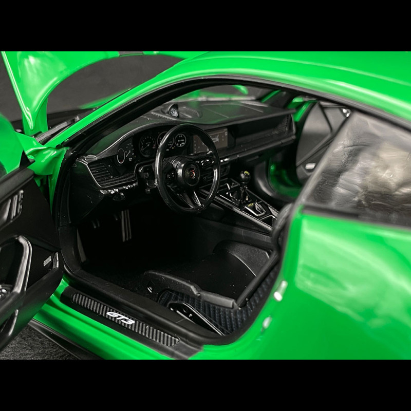 Porsche 911 GT3 Type 992 2021 Python Green 1/18 Norev 187301