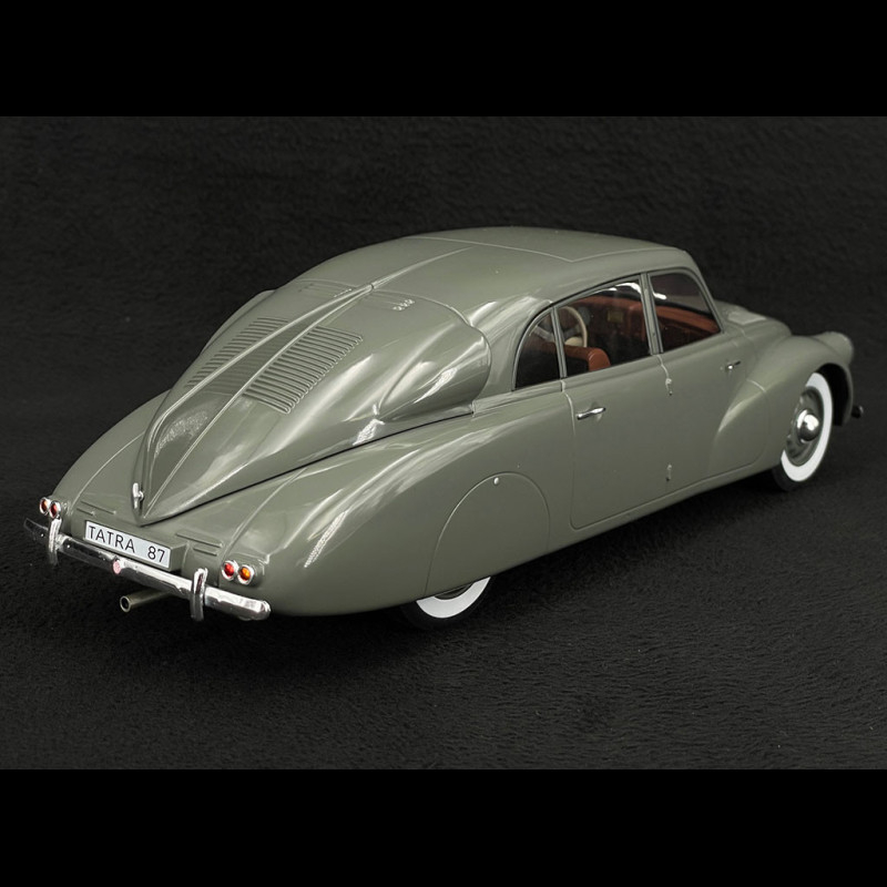 Tatra 87 1937 Gris Foncé 1/18 Modelcar Group MCG18363