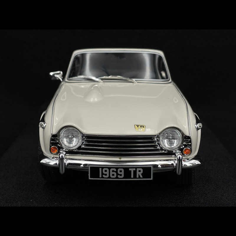 Triumph TR5 Spider 1967 Blanc 1/18 Cult Scale CML069-4