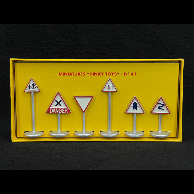 Diorama Road signs 1954 Box no. 41 1/43 Norev Dinky Toys 2576983