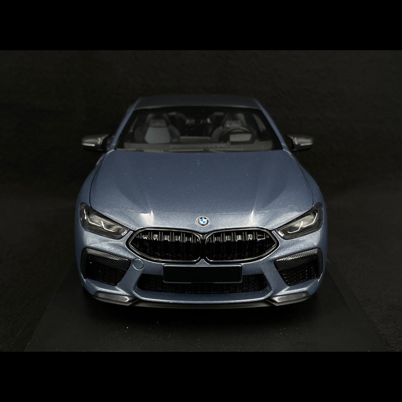 BMW M8 Coupe 2020 Metallic Hellblau 1/18 Minichamps 110029024