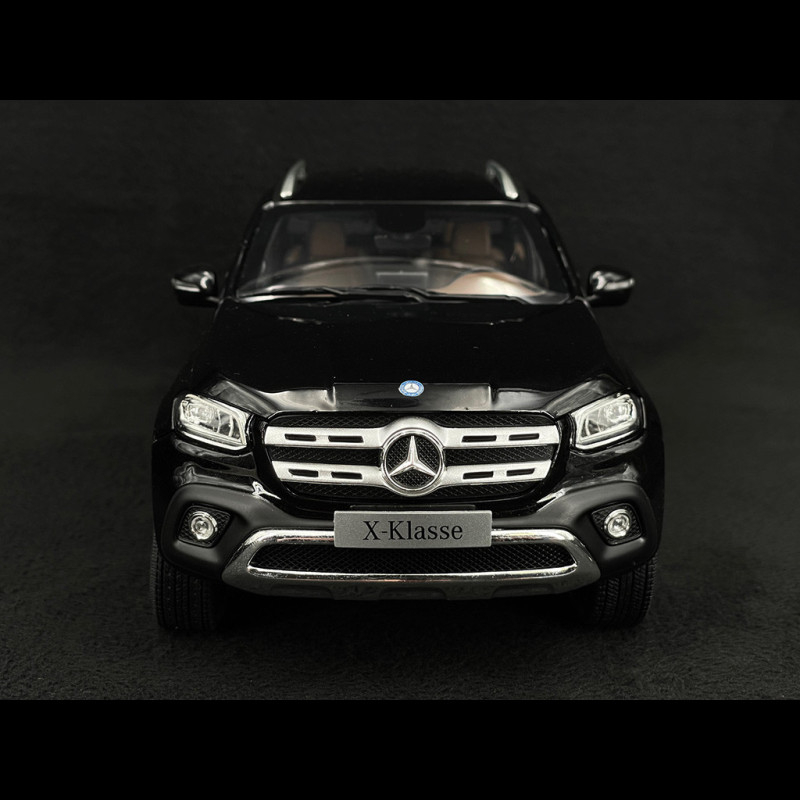 Mercedes-Benz X Class Pick-Up 2018 Black 1/18 Norev B66006629