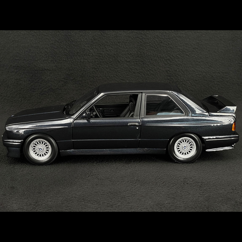 BMW M3 E30 Street Evo 1989 Bleu Foncé Métallique 1/18 Minichamps 180020308