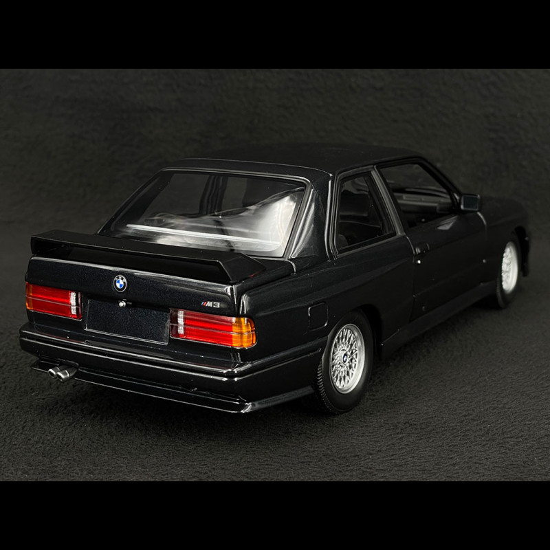 BMW M3 E30 Street Evo 1989 Bleu Foncé Métallique 1/18 Minichamps 180020308