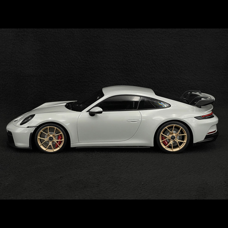 Porsche 911 GT3 Type 992 2021 Chalk Grey 1/18 Minichamps 117069001
