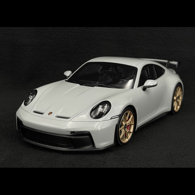 Porsche 911 GT3 Type 992 2021 Chalk Grey 1/18 Minichamps 117069001
