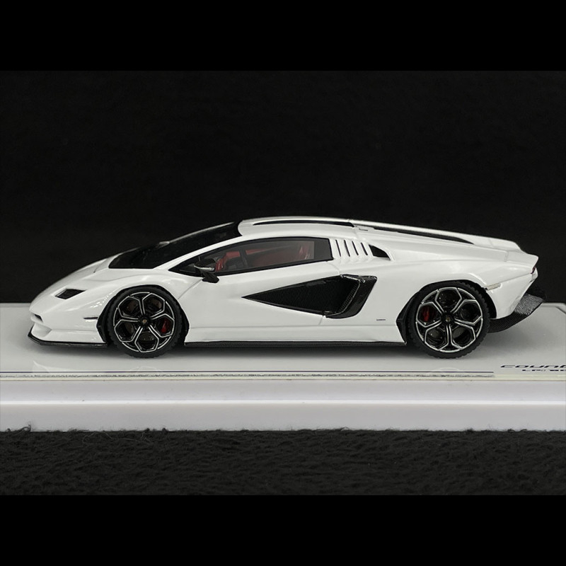 Lamborghini Countach LP 800-4 2021 Sidereal White 1/43 TSM Models TSM430660