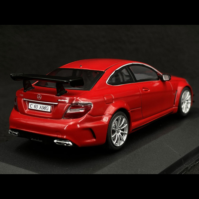 Mercedes-Benz C63 AMG Black Series 2012 Fire Opal Red 1/43 Solido S4311602