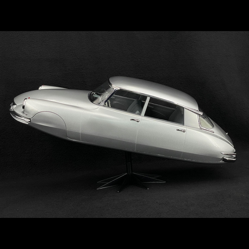Citroën DS19 Totem 1957 Silver grey 1/12 Norev 121571