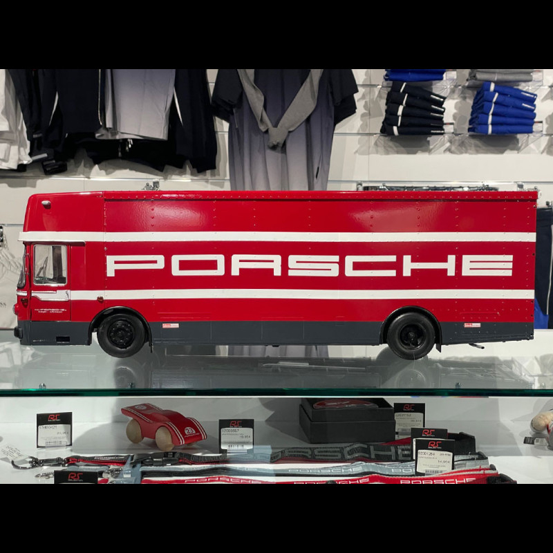 Porsche Transporter Truck Mercedes-Benz O317 1970 Red 1/18 CMR CMR149