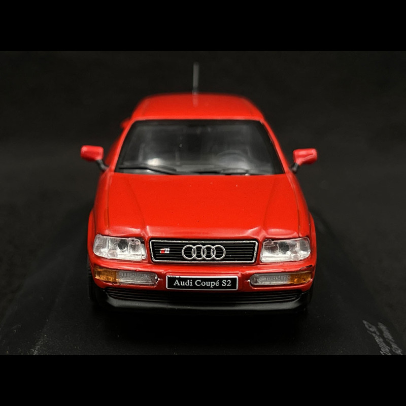 Audi S2 Coupé 1992 Lazer Red 1/43 Solido S4312201