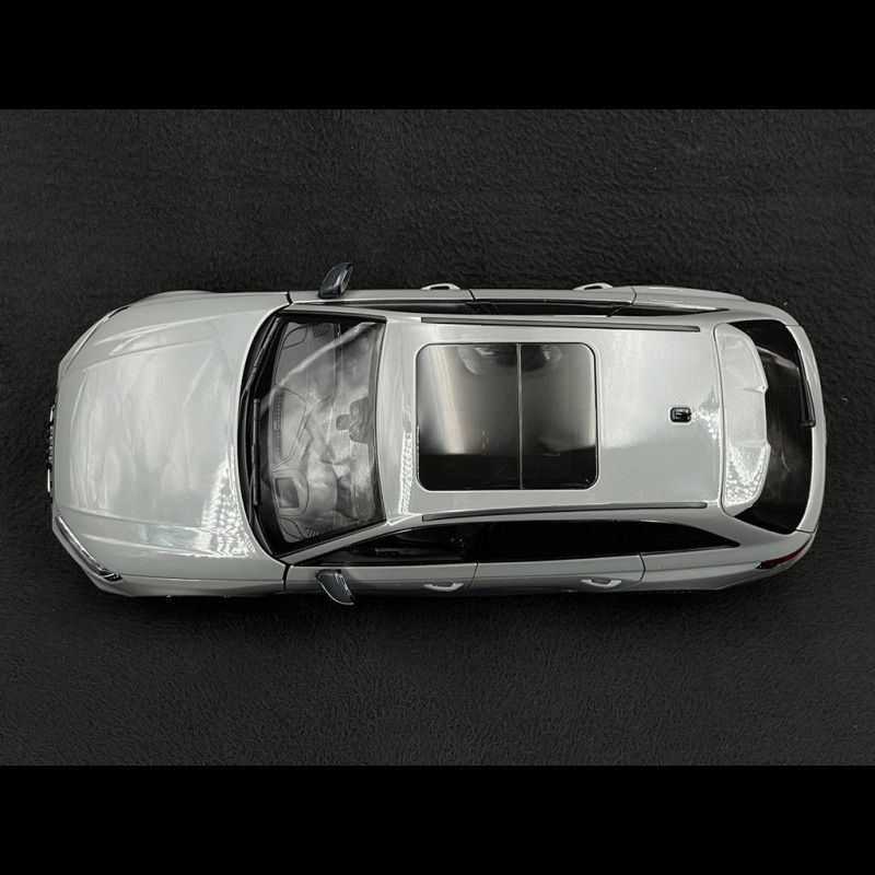 Audi RS4 Avant 2020 Nardo Grey 1/18 Keng Fai VAKW-0401