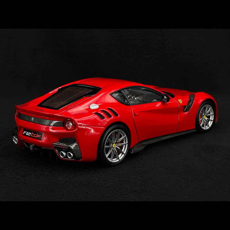 Ferrari F12 TDF 2016 Red Rosso Corsa 1/18 BBR Models BBR182101
