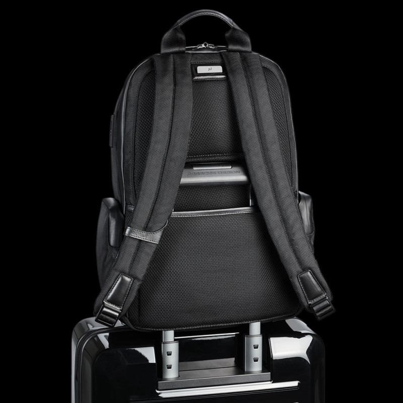 Porsche Design Rucksack Nylon Schwarz Roadster Pro M1 4056487045481