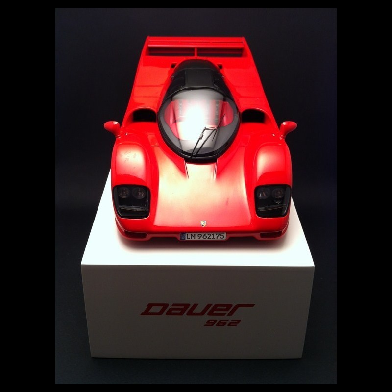 Porsche Dauer 962 rouge 1/18 Spark CAP01812001