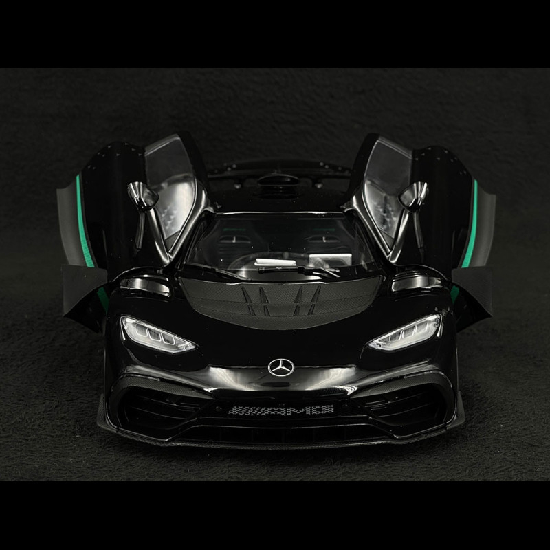 Mercedes AMG ONE C298 2022 Hyper Black 1/18 NZG B66961042