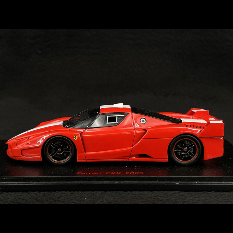 Ferrari FXX 2005 Rouge Rosso Corsa 1/43 Red Line Models RL058