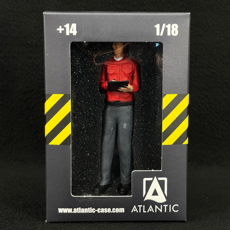 Figurine man in shirt Journalist reporter Diorama 1/18 Premium 18007