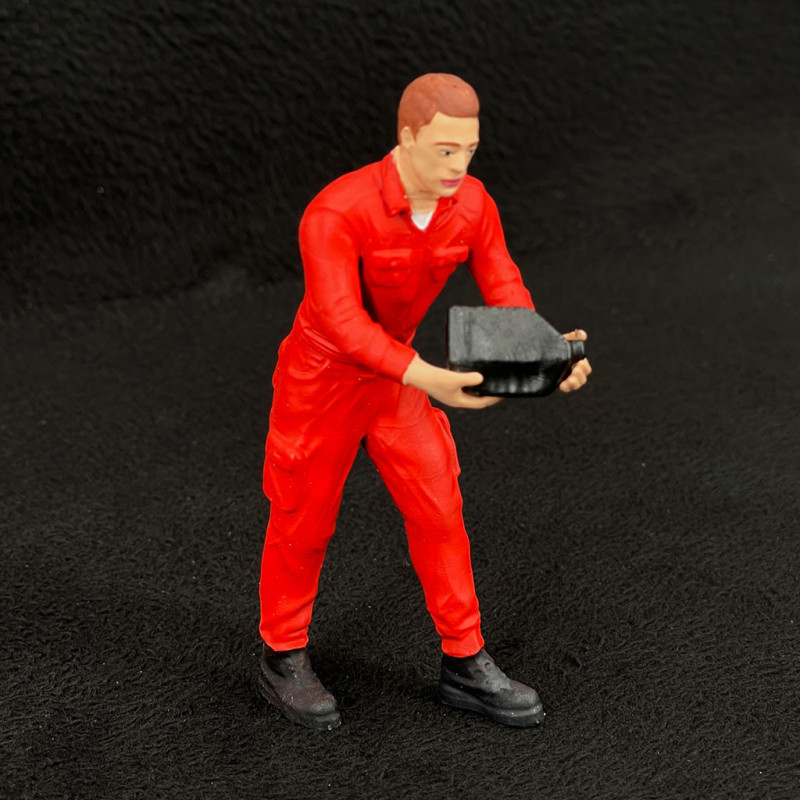 Figurine mechanic with package Diorama 1/18 Premium 18008