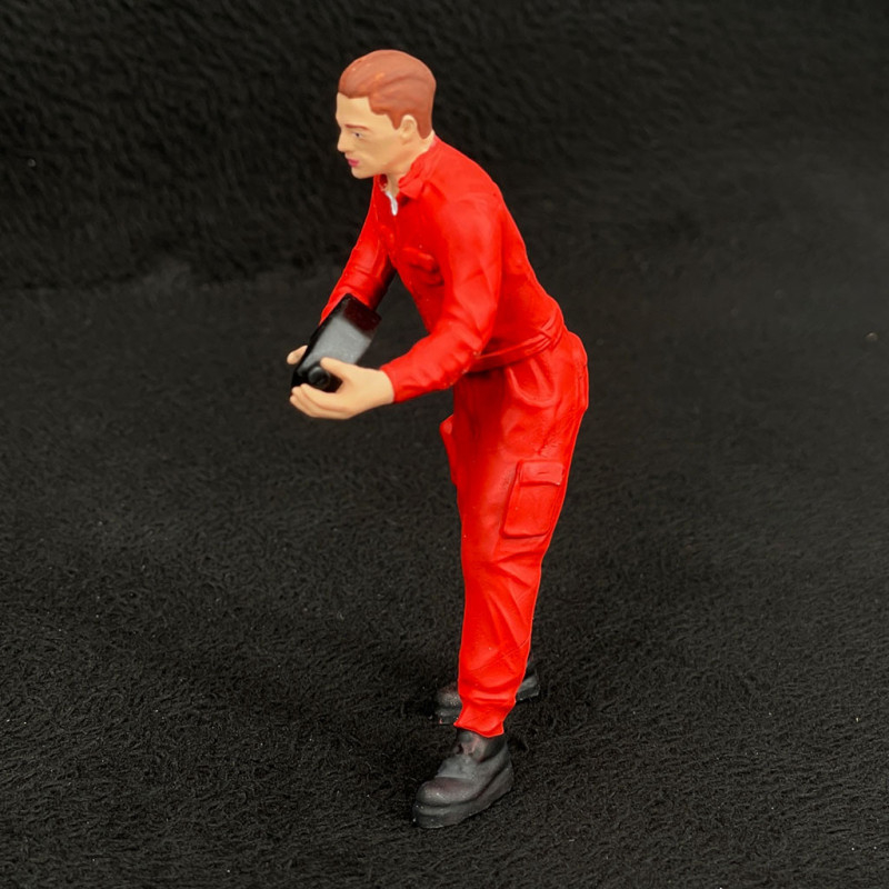 Figurine mechanic with package Diorama 1/18 Premium 18008