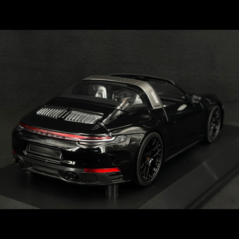 Porsche 911 Targa 4 GTS Type 992 2021 Black 1/18 Minichamps 155061067
