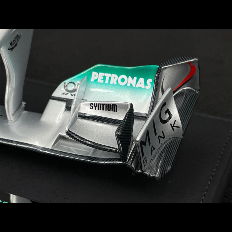 ULTRA RARE - Nez avant Mercedes F1 W02 signé Michael Schumacher F1 1/12 ...
