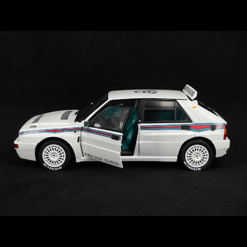 Lancia Delta HF Integrale Evo 1 1992 White / Martini stripes 1/18 ...