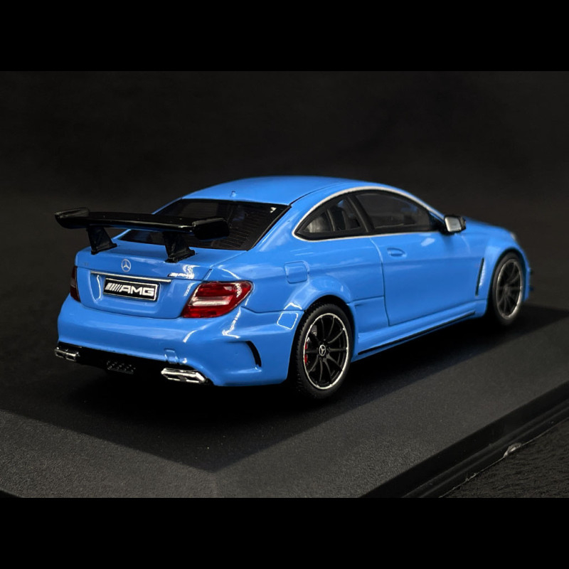 Mercedes AMG C63 Black Series Coupé 2012 Blue 1/43 Solido S4311607