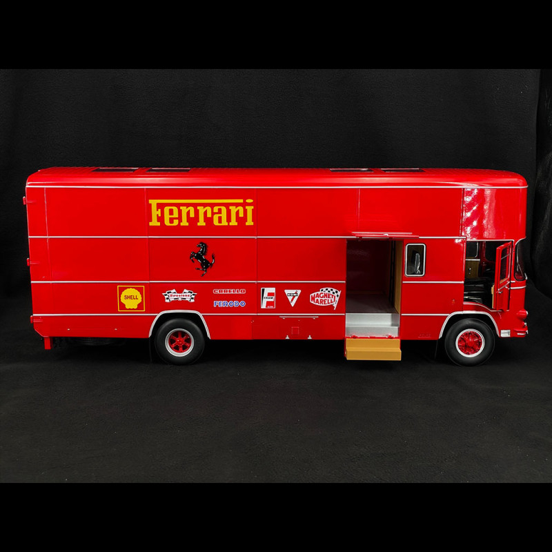 Fiat OM 150 Rolfo Ferrari race transporter 1967 red 1/18 CMR CMR176