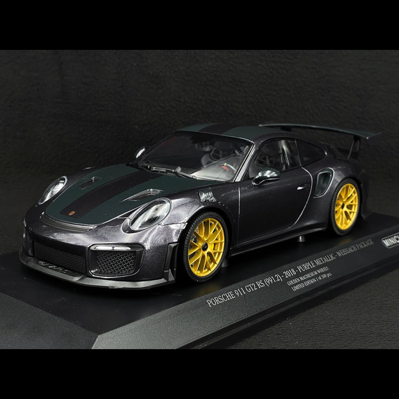 Porsche 911 GT2 RS Type 991 Weissach Package 2018 Violet Métallique / Or 1/18 Minichamps 153068322
