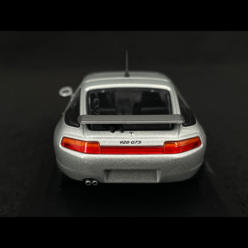 Porsche 928 GTS 1991 Zermatt silver metallic 1/43 Minichamps 940068105