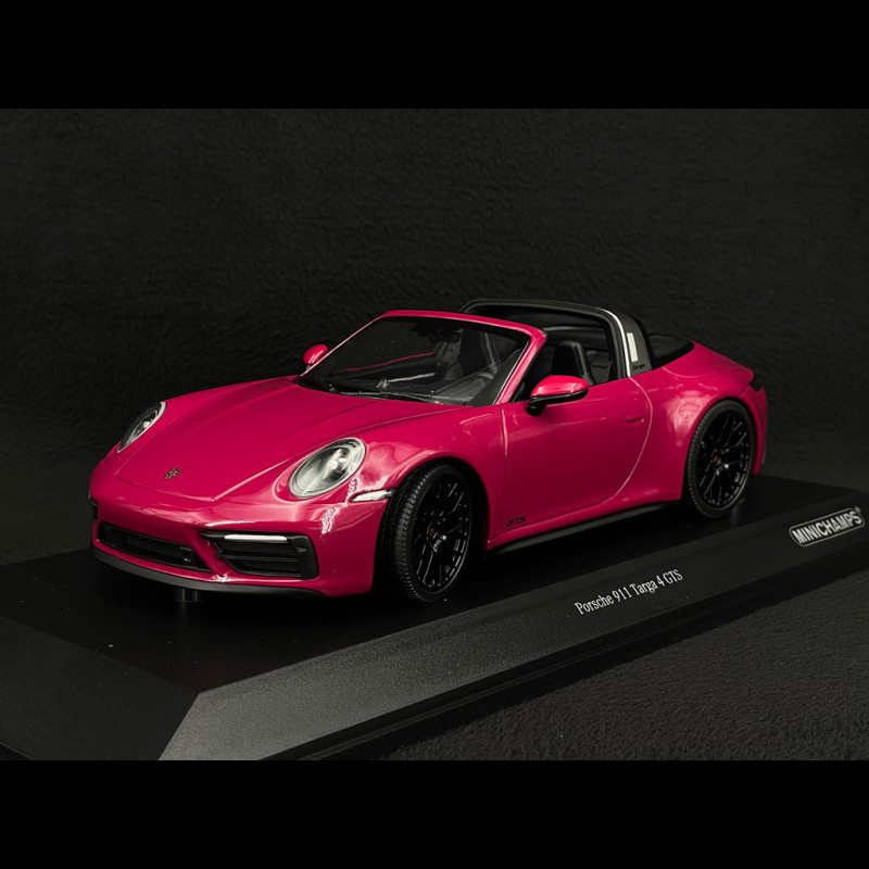 Porsche 911 Targa 4 GTS Type 992 2021 Rubinrot 1/18 Minichamps 155061066